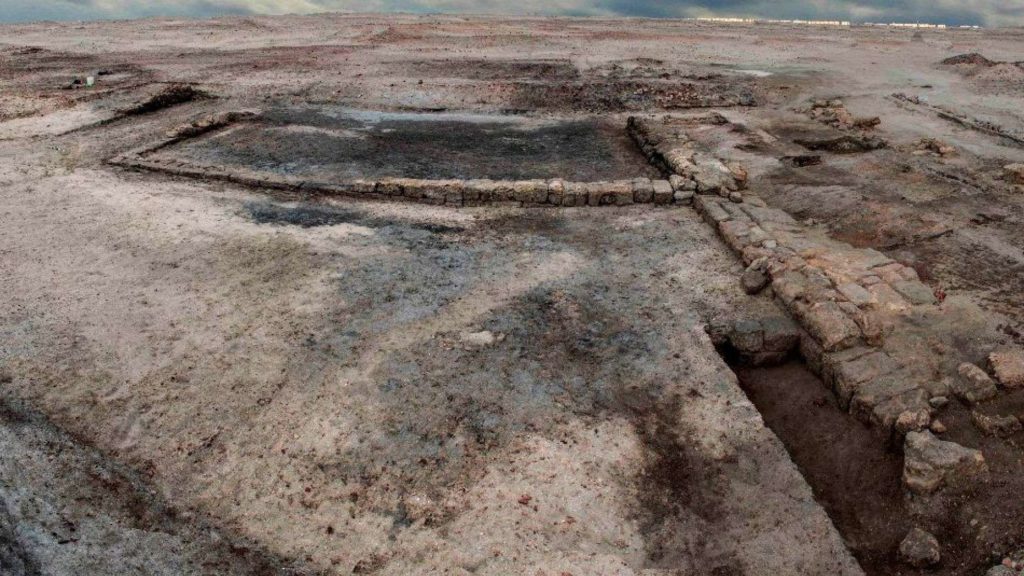 A 2000-year-old Roman Shipyard Has Just Been Discovered In Sinai ...