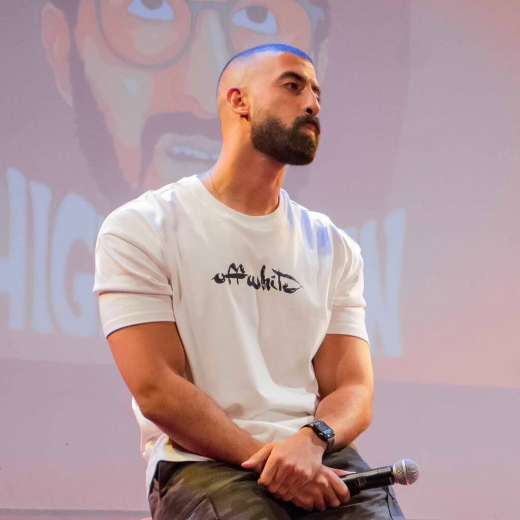 Stand-Up Comedians Who Took Laughter to New Heights - Identity Magazine